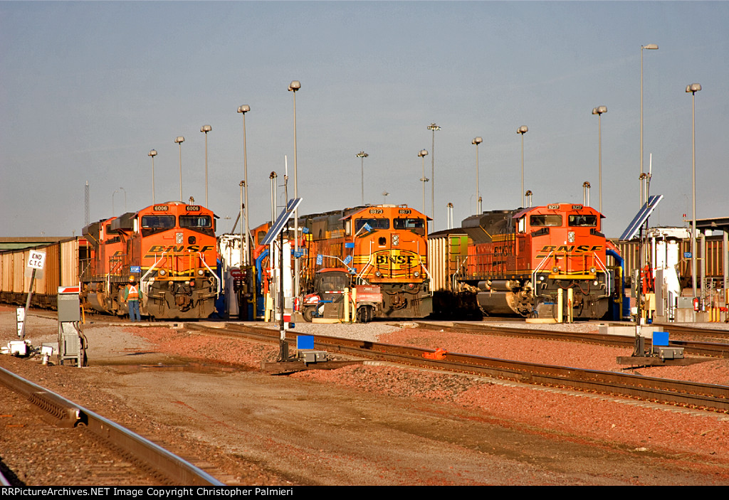 BNSF 6006, BNSF 8873, and BNSF 9237